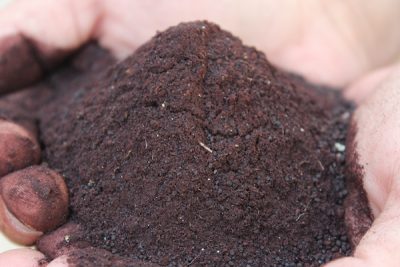 Using Natural Fertilizers on the Homestead - Countryside